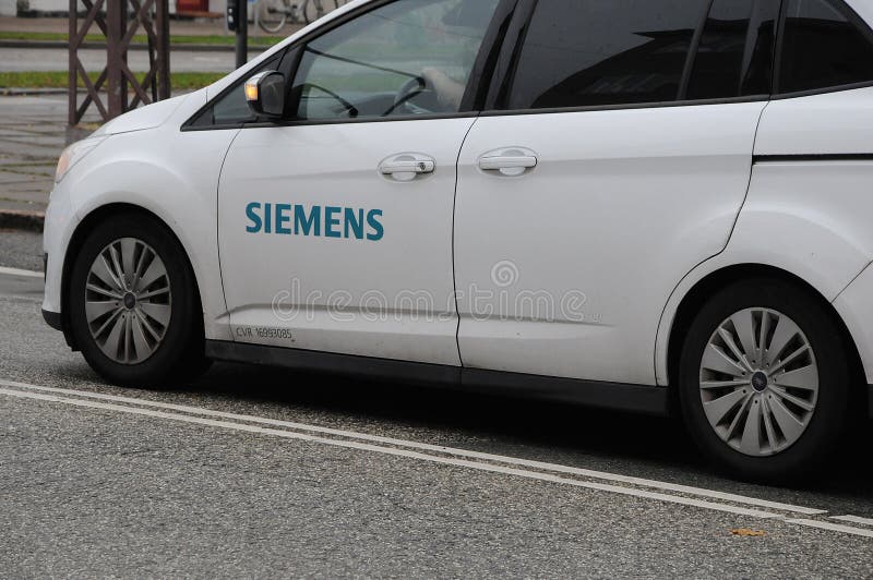 AUTO DE SIEMENS imagen editorial. Imagen de noticias - 101803775