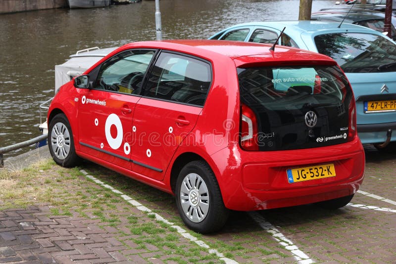 Auto het Delen redactionele foto. Image of geparkeerd - 102023651