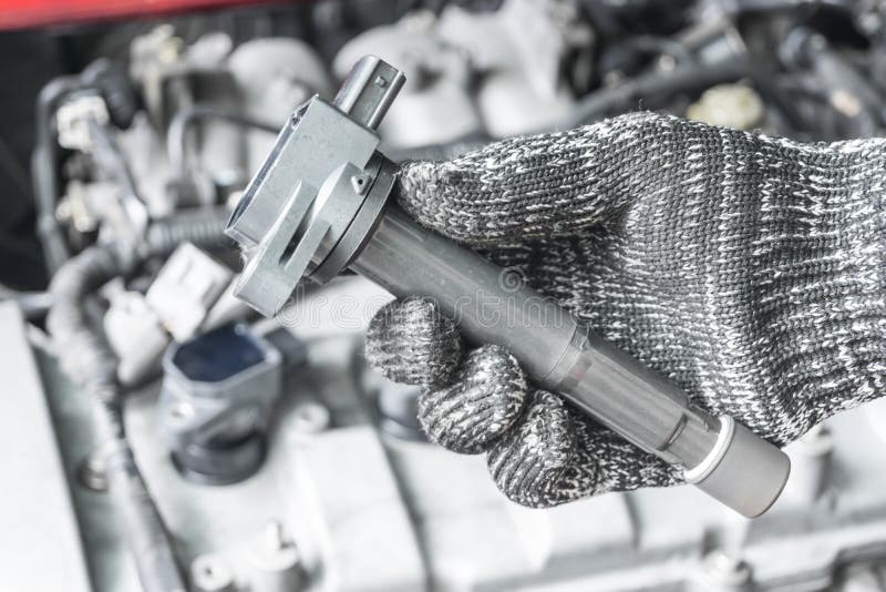 Auto Mechanic Hand with Ignition Coil, Car Modify, Car Maintenance ...