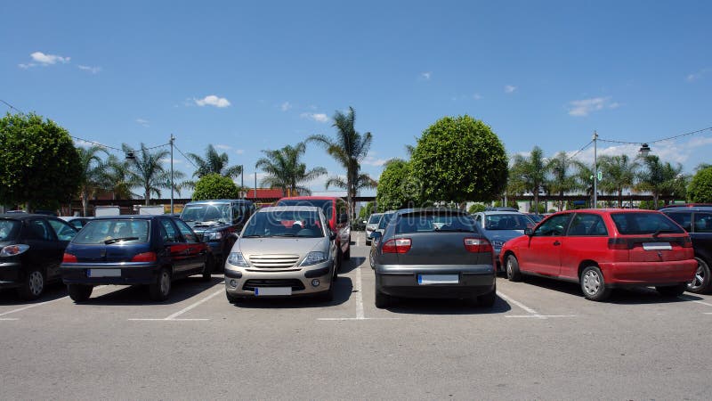 Auto-Parken stockbild. Bild von automobil, auto, sitz - 5984165