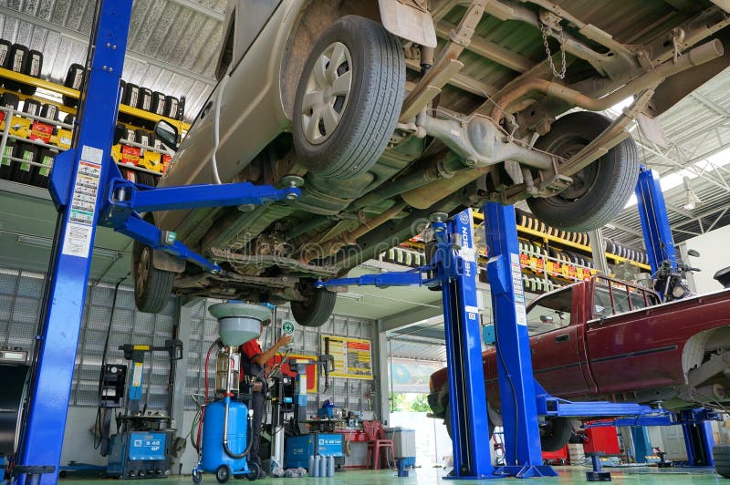 Auto repair center editorial image. Image of station - 41821460