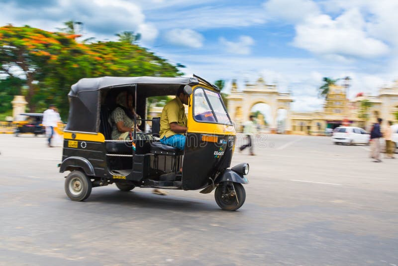 1,216 Auto Rickshaw Taxi India Stock Photos - Free & Royalty-Free Stock ...