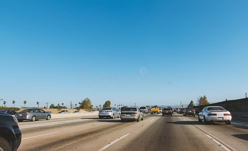 Auf Eine Autobahn in Los Angeles Fahren, Kalifornien Stockfoto - Bild ...