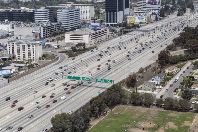 Stau in Los Angeles stockfoto. Bild von autobahn, bevölkerung - 3285648