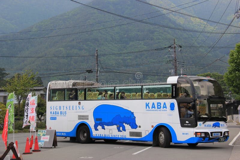Autobus de Kaba photo éditorial. Image du fuji, grand - 50807316