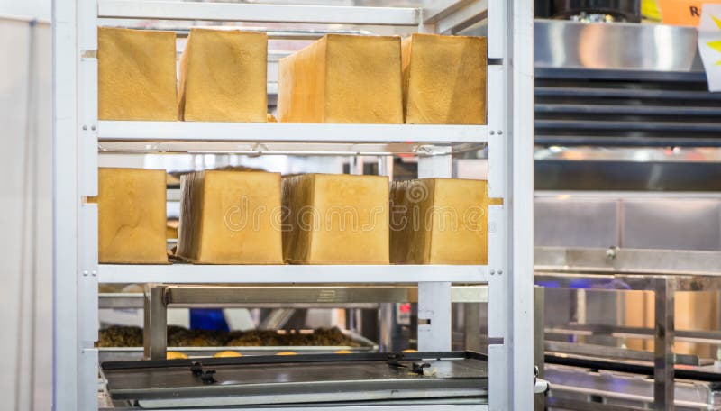 Automate Bun Making Machine Factory, Bakery Bread Manufacturing. Stock ...