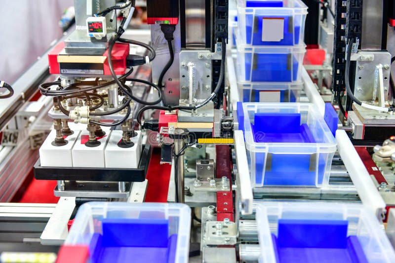 Automated Storage Warehouse with White Plastic in Production Line Stock ...