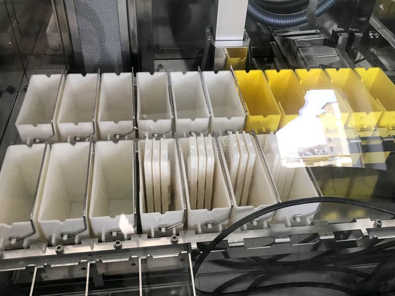 An Automatic Apparatus for Multicolor Staining, Supports Standard ...