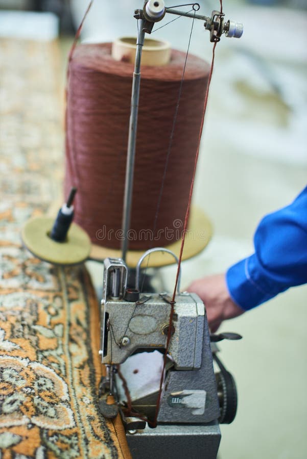 Automatic Industrial Sewing Machine for Stitch by Digital Pattern ...