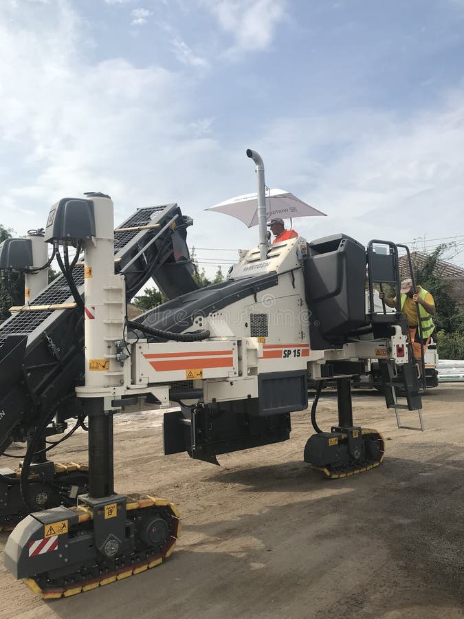 Automatic Installation of a Border Concrete Laying Road Construction ...