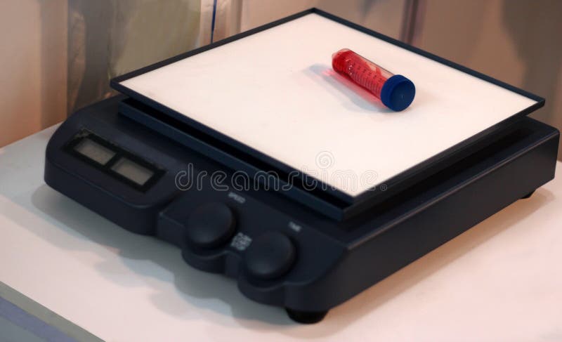 Automatic Magnetic Stirrer Mixer Device in Laboratory, for Solution ...