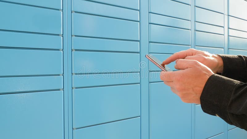 Automatic parcel receiving stock video. Video of selfservice - 331611119