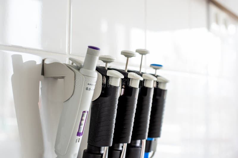 Automatic Pipette, Laboratory Equipment. Micro Pipettes, Chemical ...