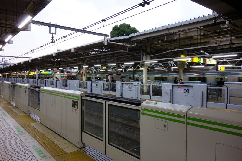 Automatic Safety Gate Installed on the Platform Editorial Stock Image ...