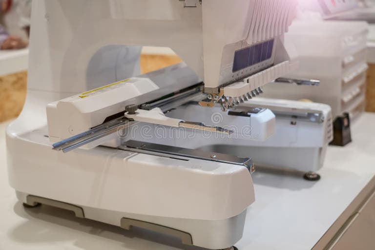 Automatic Sewing Machine for Embroidering Patterns and Designs on ...