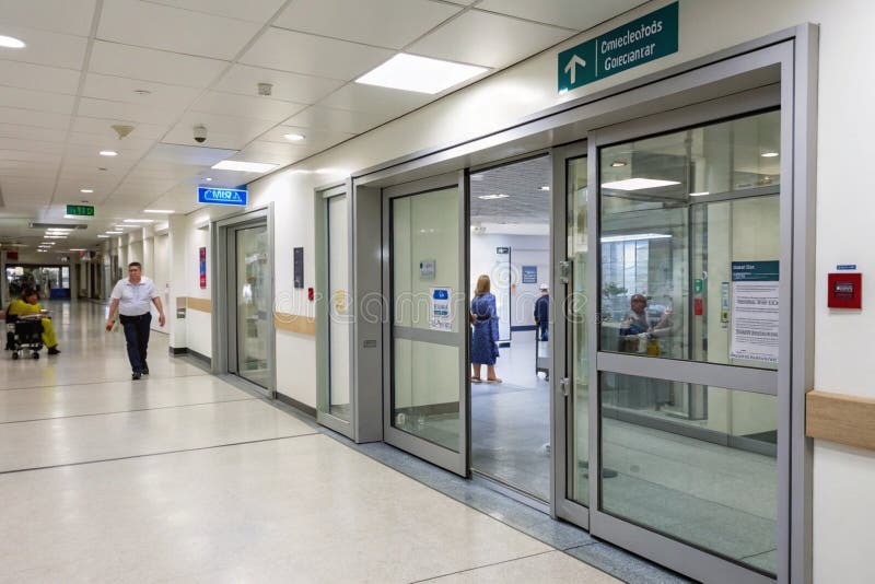 Automatic Sliding Doors in Hospital Stock Illustration - Illustration ...