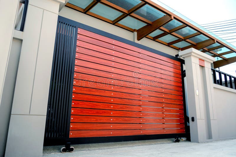 Automatic Sliding Front Gate at Modern Villa Stock Photo - Image of home, gate: 312041870