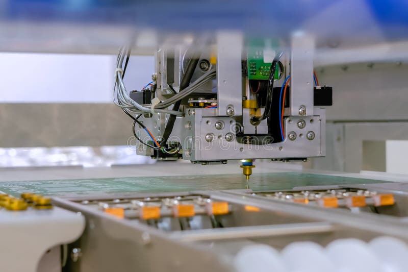 Automatic SMD Pick and Place Machine Assembling Computer Circuit Board ...