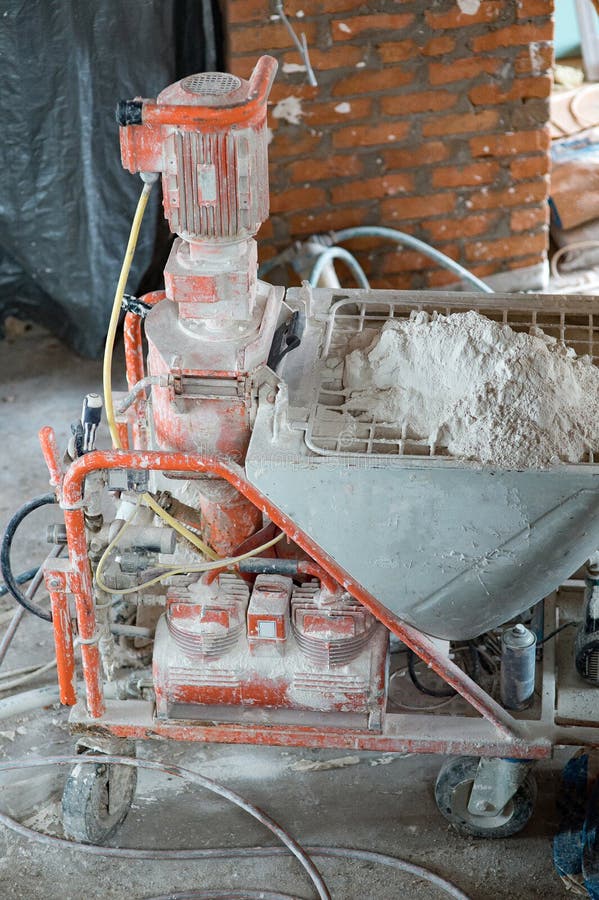 Automatic Spray Plastering Machine for Plastering Walls Efficiently on ...