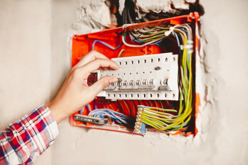 Automatic Switch - Protection of Electrical Network Against Short ...