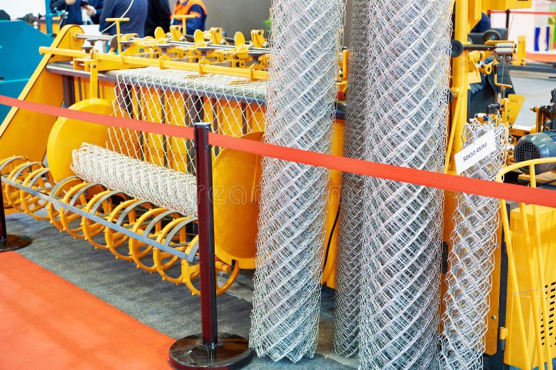 Automatic Wire Mesh Weaving Machine Stock Image - Image of netting ...