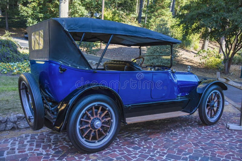 Automobile antica classica fotografia stock. Immagine di convertibile ...