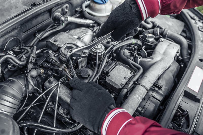 Autoreparatur Unter Der Haube Des Autos Stockfoto - Bild von sauber ...