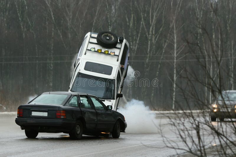 Autounfall stockbild. Bild von beschädigung, tragödie - 12447729