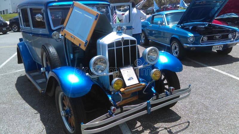 Autoveicoli Con Motore a Turbo Modificato Fotografia Editoriale ...