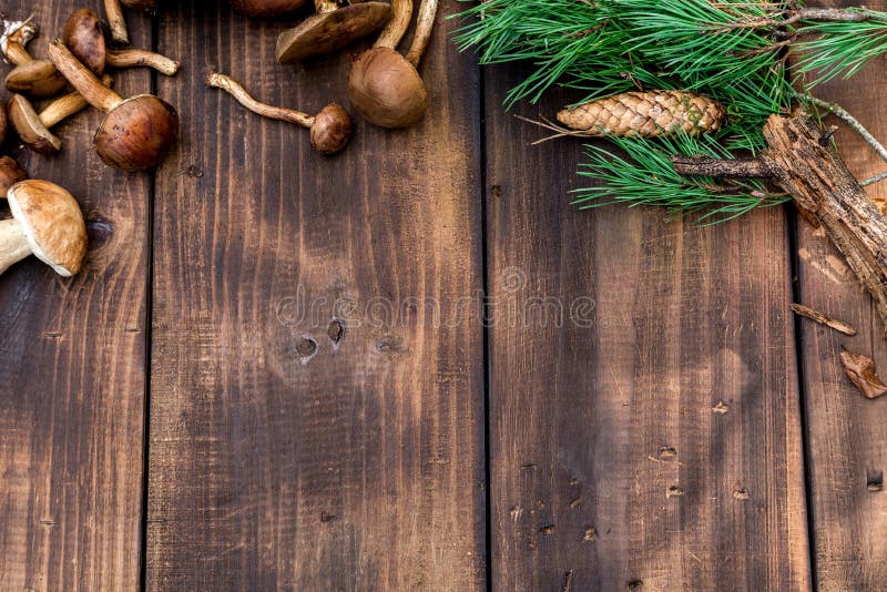 Autumn Background. Autumn Leaves on Wooden Table. Top View Copy Space ...
