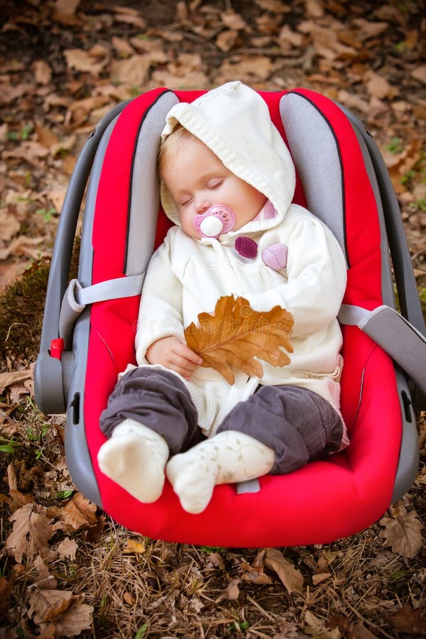 New Born Autumn Baby Sleeping, Newborn Kid Fall Yellow Leaves Stock ...