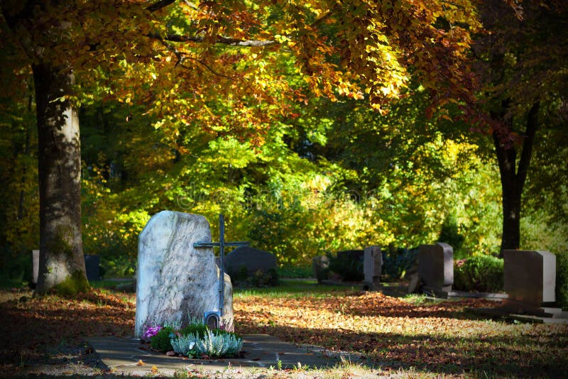 Autumn cemetery stock image. Image of graveyard, grave - 34548775