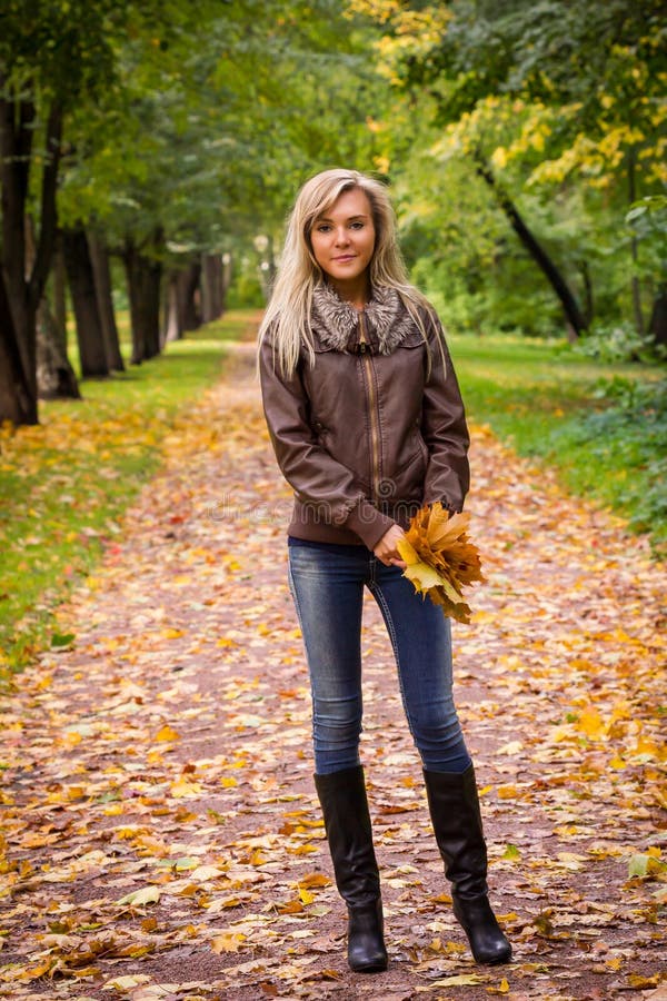 Autumn fall woman stock image. Image of fall, emotion - 51039153