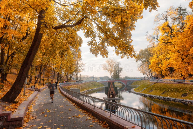 Autumn Landscape in a City Park. Gomel, Belarus Editorial Photography ...