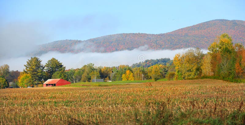 Red Vermont octagonal barn stock image. Image of farm - 31577389