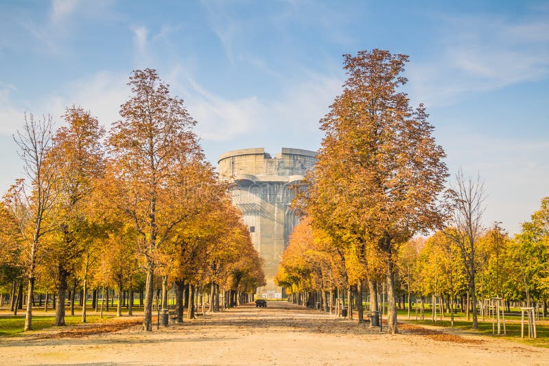 Augarten Park in Fall, Vienna, Austria Stock Photo - Image of flak ...