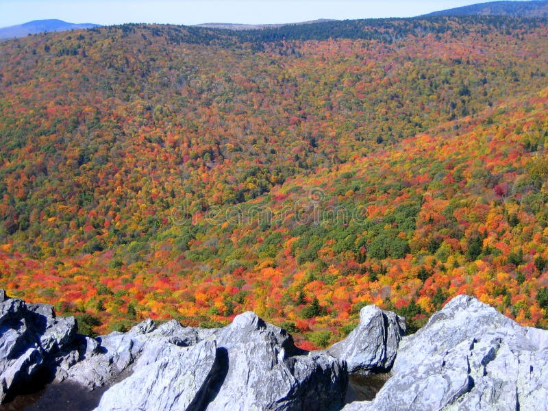 Autumn in Kentucky stock photo. Image of autumnal, scenic - 4194616
