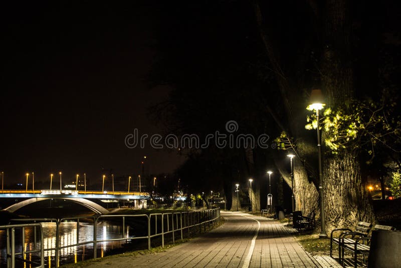 Autumn Night Park. Light of Lanterns in the Night Park. Background ...