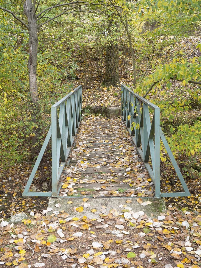 Autumn - Old Bridge in Autumn Misty Park Stock Photo - Image of garden ...