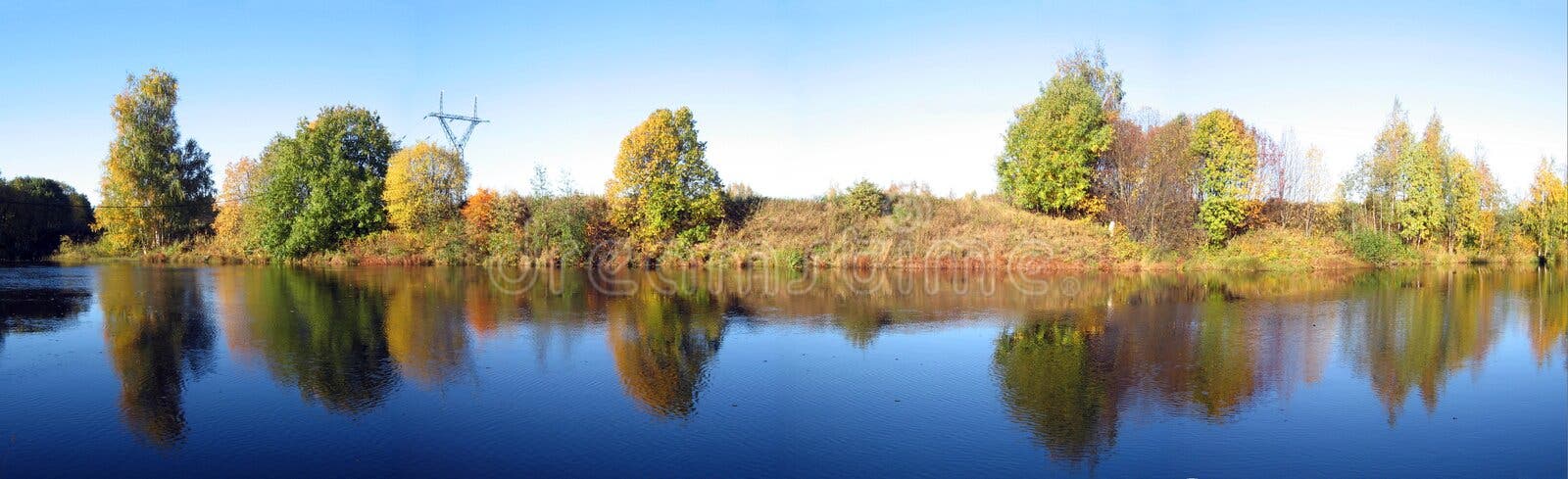 Reflection in a River stock image. Image of leaves, river - 41760939