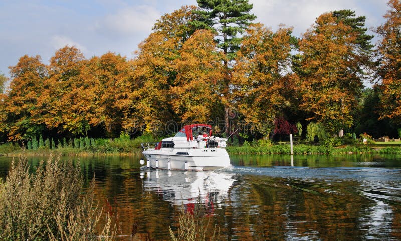 Early Autumn by the River Thames in England Stock Image - Image of ...