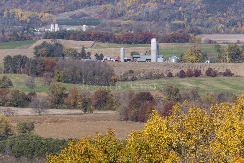 Scenic Wisconsin Farm Stock Images - Download 312 Royalty Free Photos