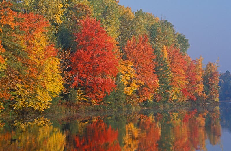 Autumn Shoreline stock image. Image of landscape, colorful - 6458961