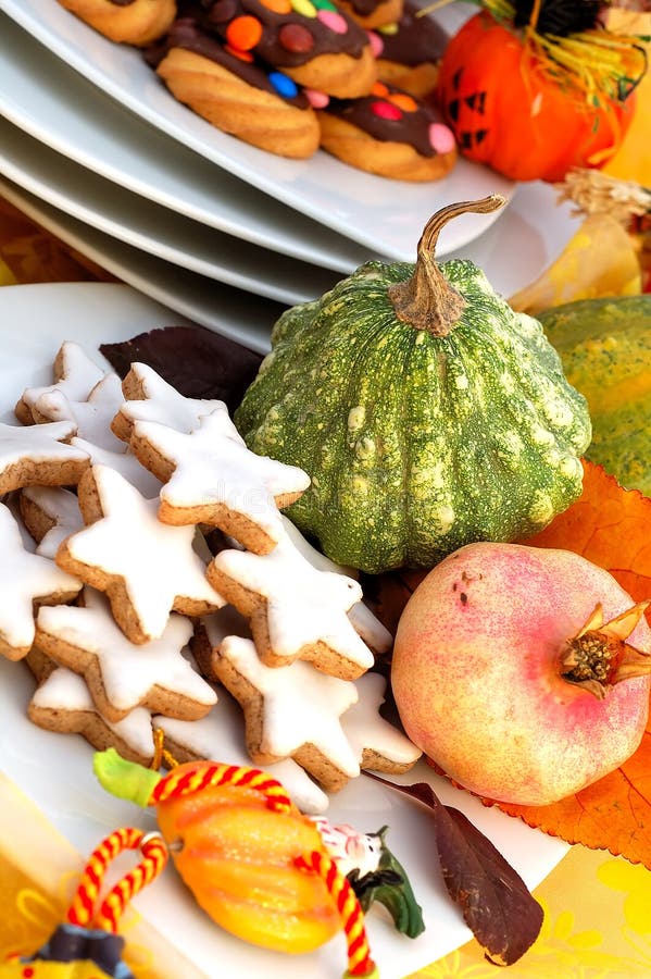 Autumn table setting stock image. Image of fall, concept - 3391107