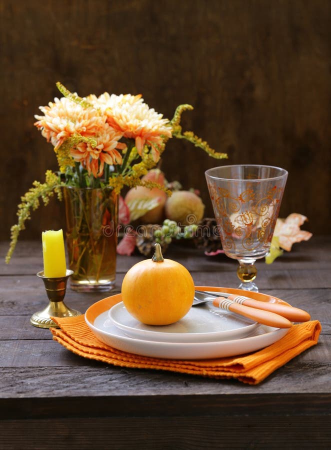 Autumn table setting stock photo. Image of holiday, napkin - 126283752