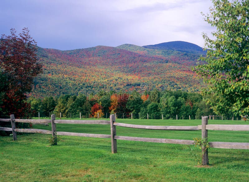 Autumn in Vermont stock image. Image of fence, landscape - 16591405