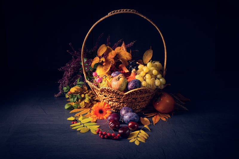 111 Empty Cornucopia Stock Photos - Free & Royalty-Free Stock Photos ...
