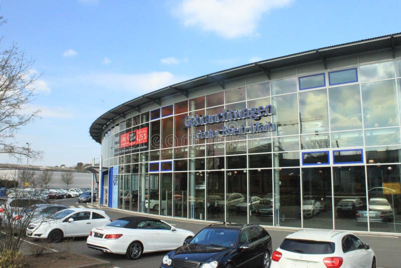 Façade De La Concession Mercedes Image stock éditorial - Image du ...