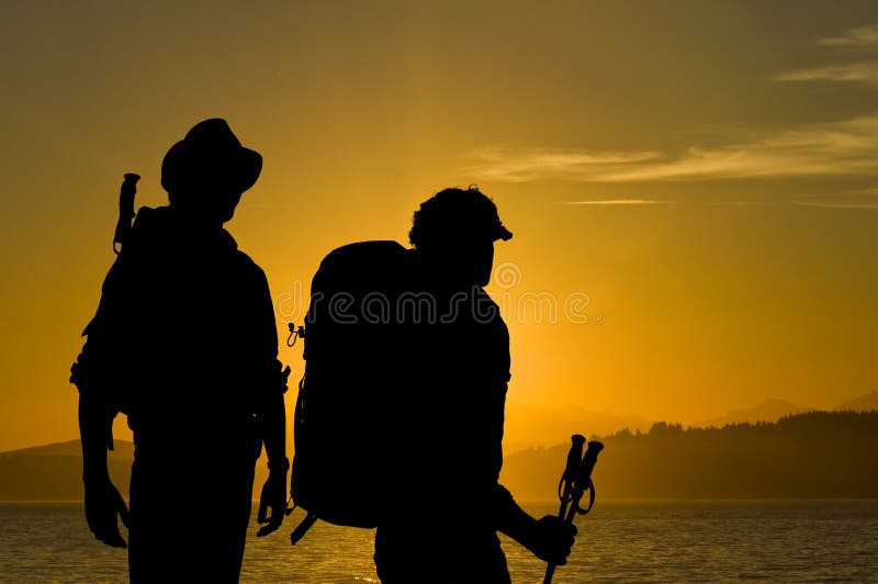 Aventureros foto de archivo. Imagen de paisaje, activo - 26692554