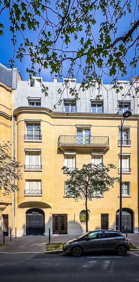 Paris-39 Avenue Charles Floquet Editorial Stock Photo - Image of ...